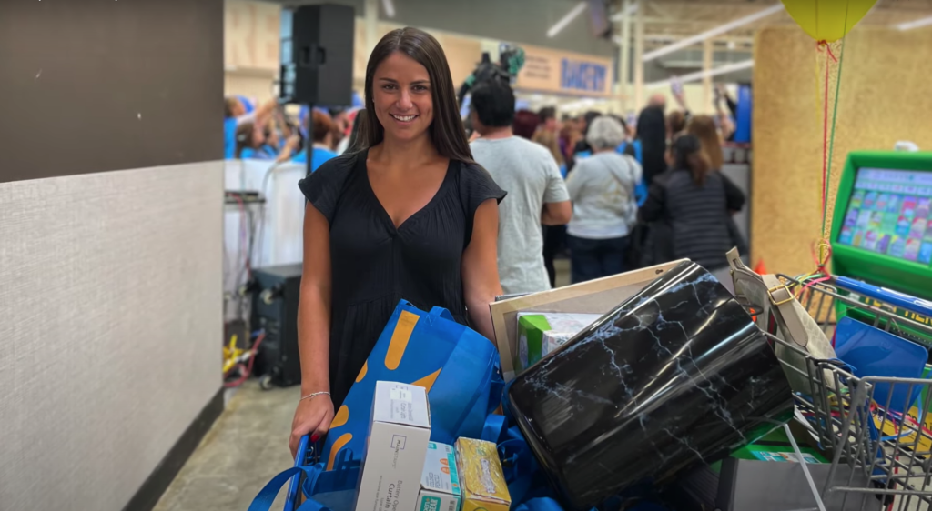 Secaucus teacher receives shopping cart full of supplies, $500 gift ...