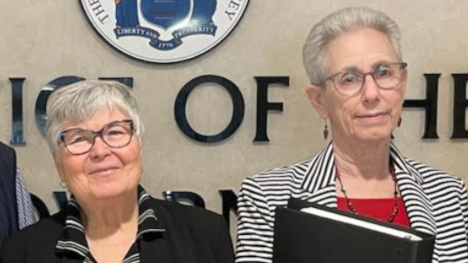 2 SWP candidates file as independents for CD-8 & U.S. Senate general ...