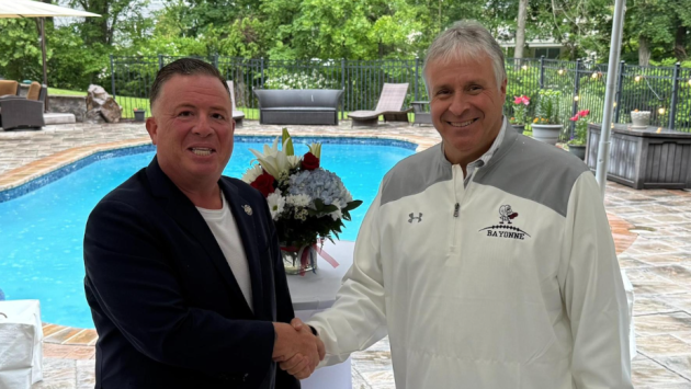 N.J. firefighters union endorses Bayonne Mayor Davis for Hudson County ...